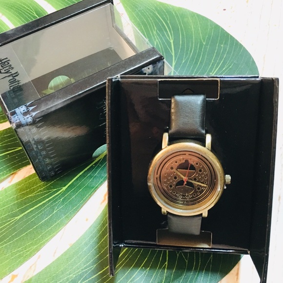 Warner Bros. | Accessories | New Harry Potter Time Turner Wrist Watch ...